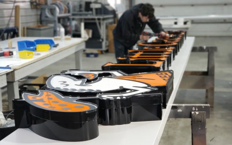 Little Caesars Pizza - Universal Sign Group