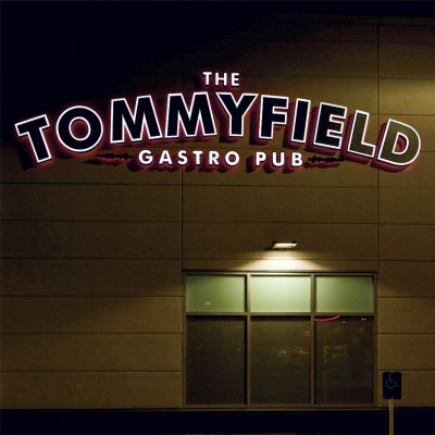 Business Signs | Universal Signs Calgary